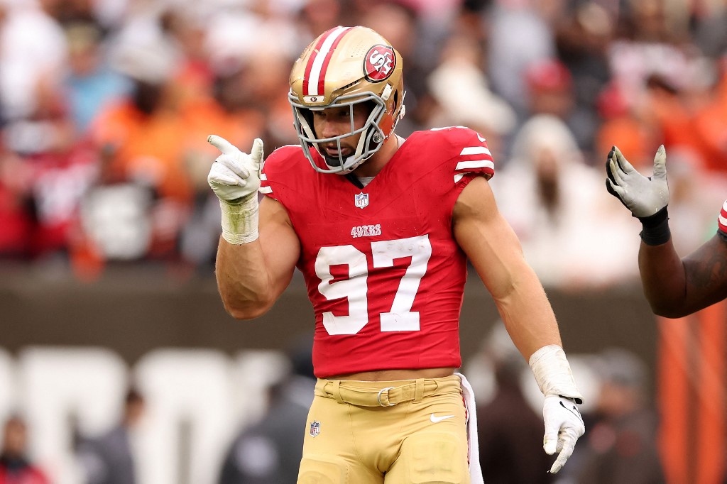 Super Bowl Defensive Prop Predictions, Odds: Top Picks for Bosa, Warner