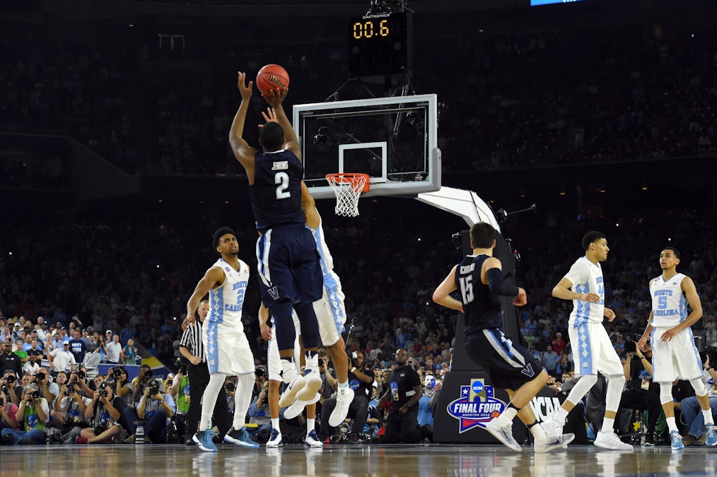 Best March Madness Buzzer-Beaters in NCAA Tournament History
