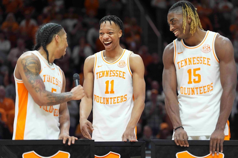 Best March Madness Bracket Names: 50 Funny AI-Generated Names for Your ...