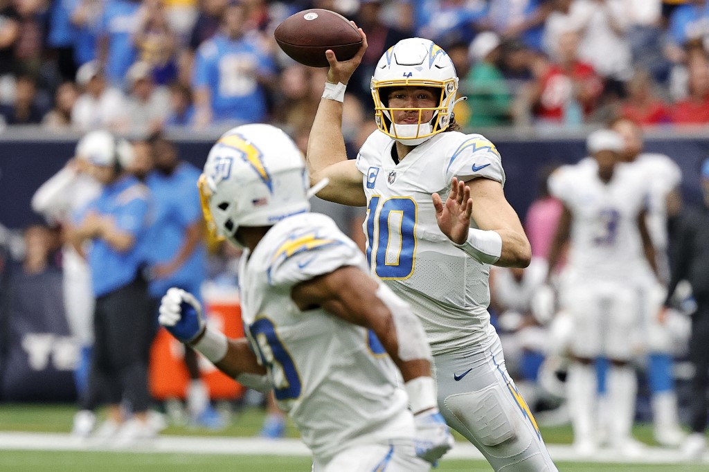 Chargers vs. Browns Picks, Predictions NFL Week 5: Bolts Building Momentum
