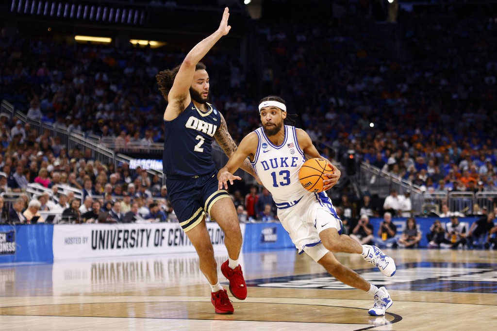 Duke vs. Tennessee Predictions, Odds & Picks: Public Backing Blue ...