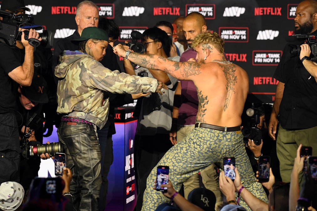 Jake Paul vs. Tank Davis Odds, Betting Lines & Full Fight Card: Netflix ...
