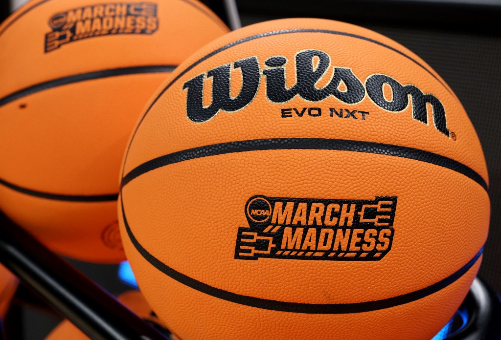 Simplebet Launches Game Tracker With March Madness Underway