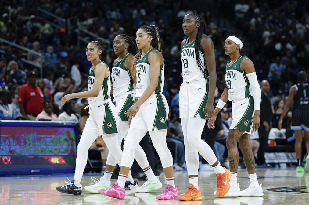 Storm vs. Fever Prediction, WNBA Betting Odds & Expert Picks Tonight: Aug. 26